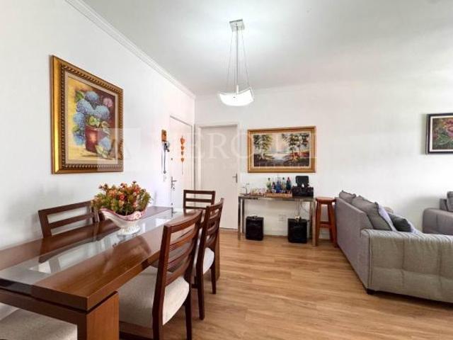 Apartamento à venda na Praia da Enseada em Guarujá