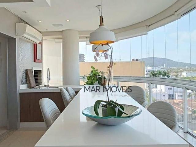 Apartamento à venda na Praia da Enseada em Guarujá | Mar Imóveis Prime