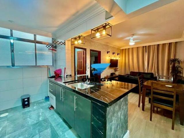 Apartamento à venda na praia da Enseada em Guarujá | Omega Imóveis