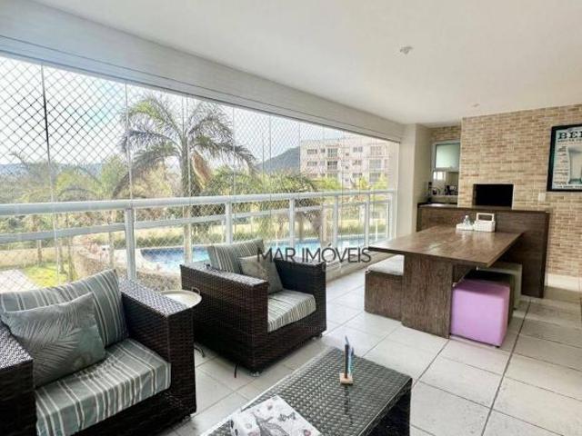 Apartamento á venda na Praia da Enseada / Mar Imóveis Prime