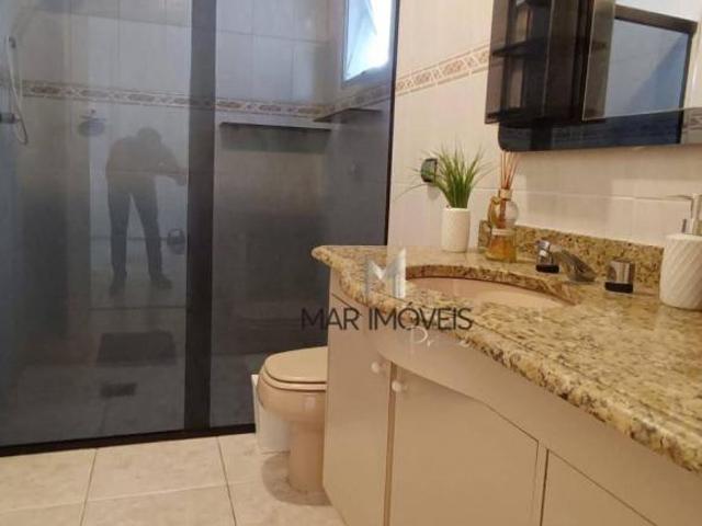Apartamento à venda na Praia da Enseada | Mar Imóveis Prime
