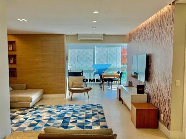 Apartamento à venda na praia da Enseada no Guarujá I Omega Imoveis