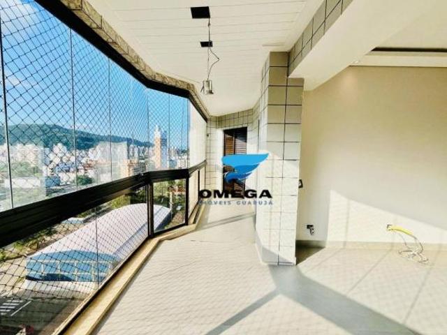 Apartamento à venda na praia da Enseada no Guarujá I Omega Imoveis