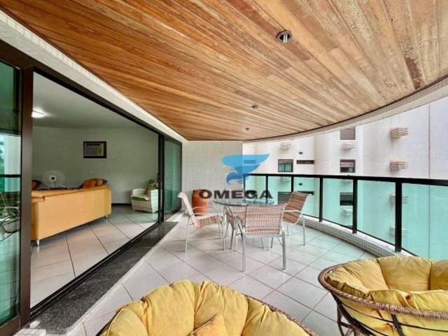 Apartamento á venda na praia da Enseada no Guarujá I Omega Imoveis