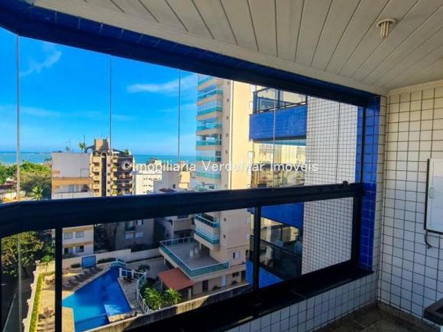 Apartamento à venda na praia da Enseada no Guarujá, região da Brunella