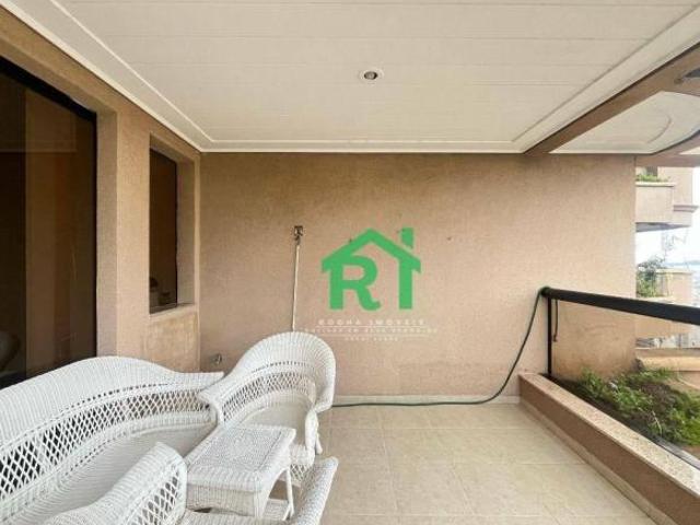 Apartamento a` venda na Praia da Enseada | Rocha Imo´veis Guaruja´