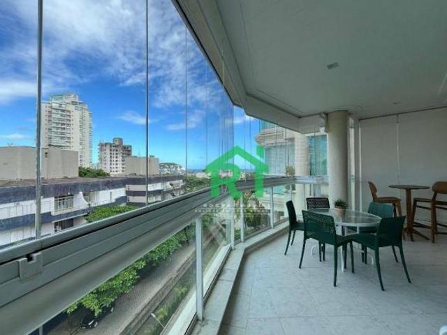 Apartamento à venda na Praia da Enseada | Rocha Imóveis Guarujá