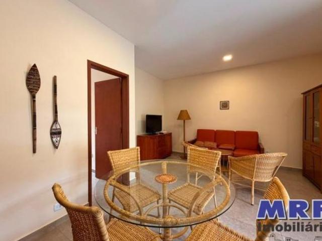 Apartamento á venda na Praia da Lagoinha em Ubatuba. Com piscina e elevador