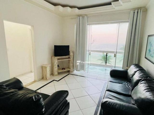 Apartamento à venda na Praia da Pitangueiras no Guarujá / SP