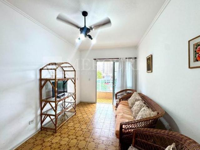 Apartamento à venda na Praia das Astúrias em Guarujá