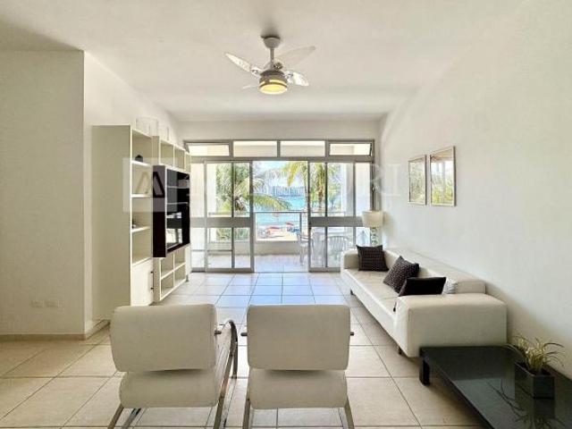 Apartamento à venda na Praia das Astúrias em Guarujá