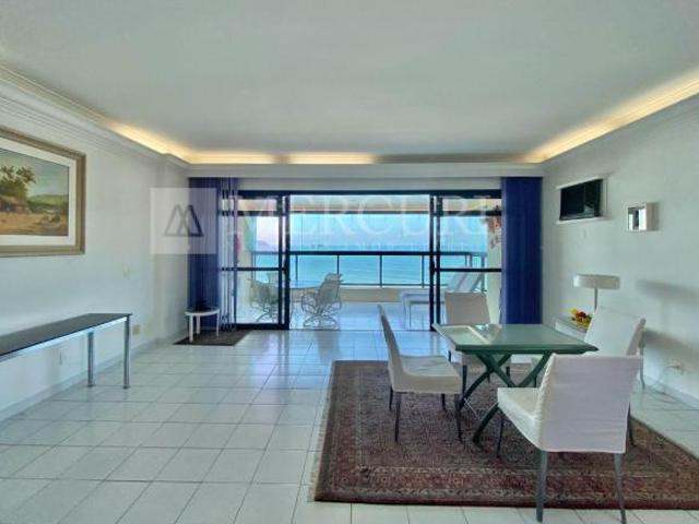 Apartamento à venda na Praia das Astúrias em Guarujá