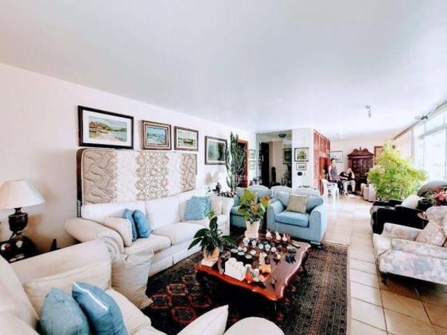 Apartamento à venda na Praia das Astúrias Guarujá/SP
