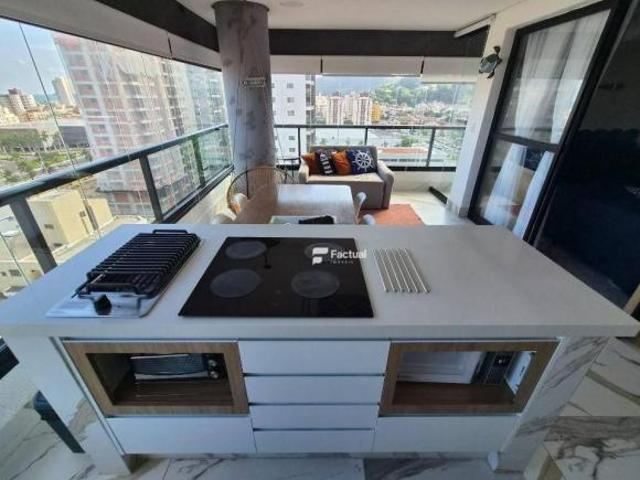 Apartamento a venda na Praia das Enseada no Guarujá / SP