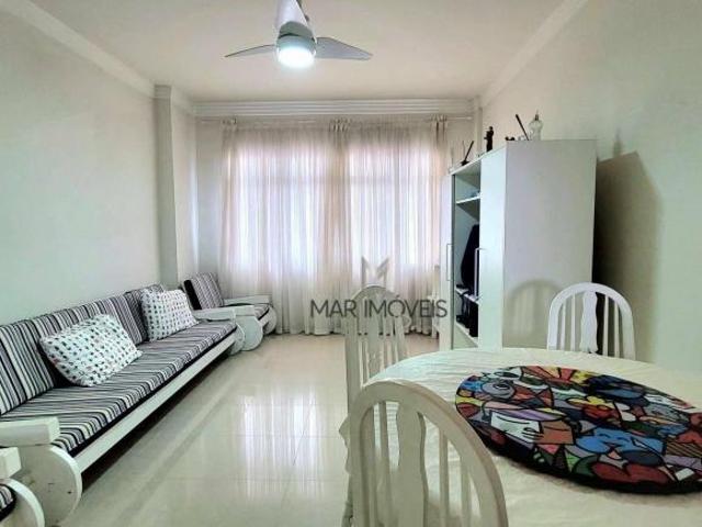 Apartamento à venda na praia das Pitangueiras em Guarujá