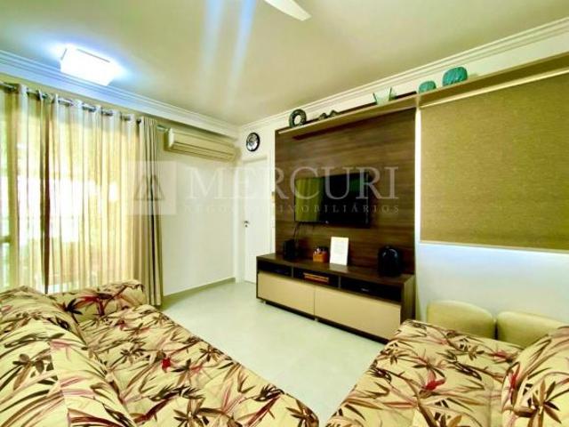 Apartamento à venda na Praia das Pitangueiras em Guarujá