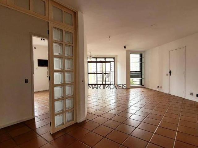 Apartamento à venda na praia das Pitangueiras em Guarujá Mar Imóvei0s Prime