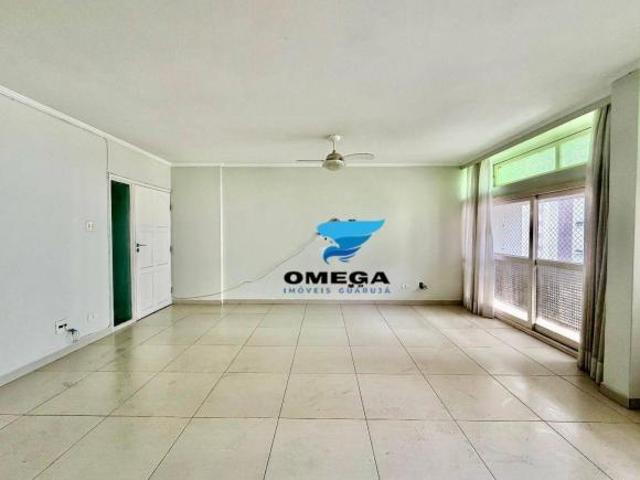 Apartamento à venda na praia das Pitangueiras no Guarujá I Omega Imoveis