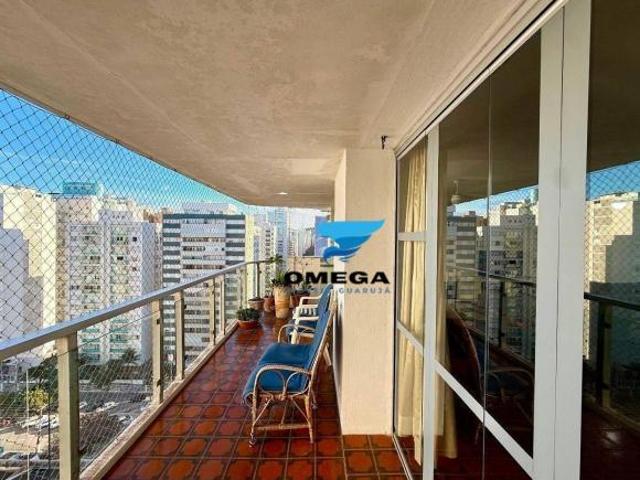 Apartamento à venda na praia das Pitangueiras no Guarujá I Omega Imoveis