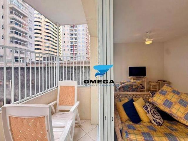 Apartamento à venda na praia das Pitangueiras no Guarujá I Omega Imoveis