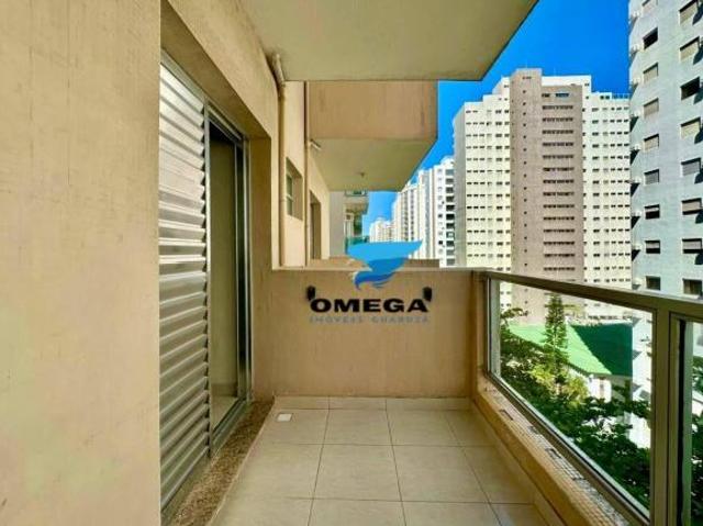 Apartamento à venda na praia das Pitangueiras no Guarujá I Omega Imoveis
