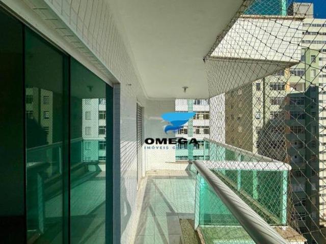 Apartamento à venda na praia das Pitangueiras no Guarujá I Omega Imoveis