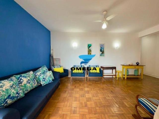 Apartamento à venda na praia das Pitangueiras no Guarujá I Omega Imoveis