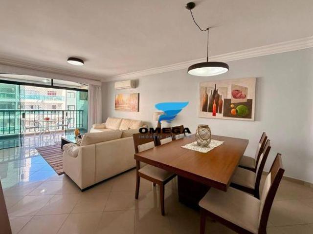 Apartamento à venda na praia das Pitangueiras no Guarujá I Omega Imoveis