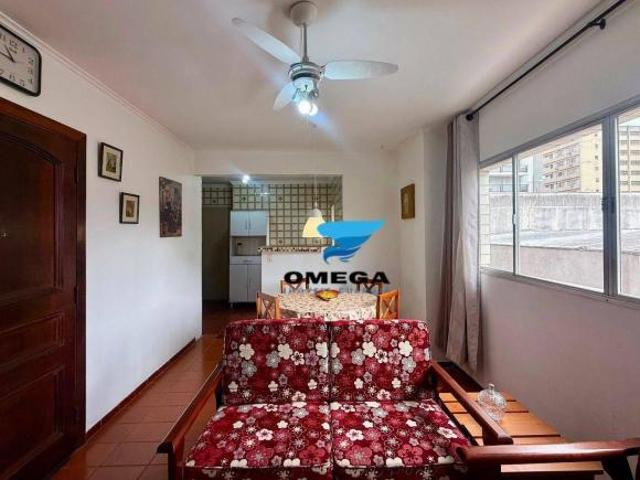 Apartamento à venda na praia das Pitangueiras no Guarujá I Omega Imoveis