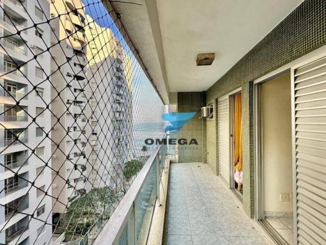 Apartamento à venda na praia das Pitangueiras no Guarujá I Omega Imoveis