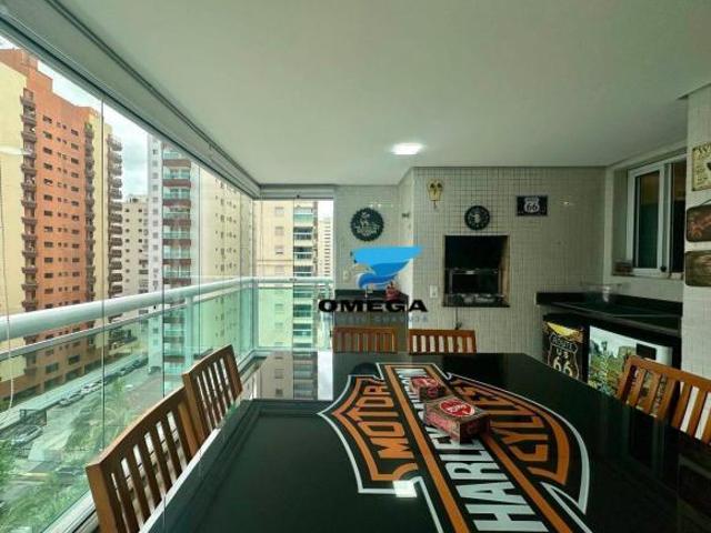 Apartamento à venda na Praia das Pitangueiras no Guarujá | Omega Imóveis