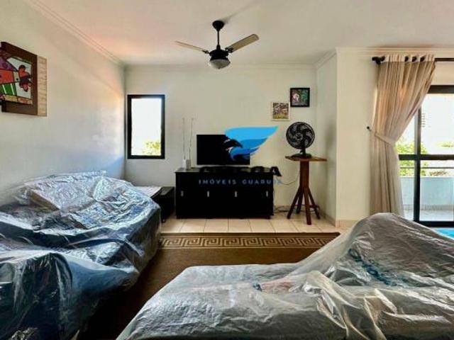 Apartamento à venda na Praia das Pitangueiras no Guarujá | Omega Imóveis