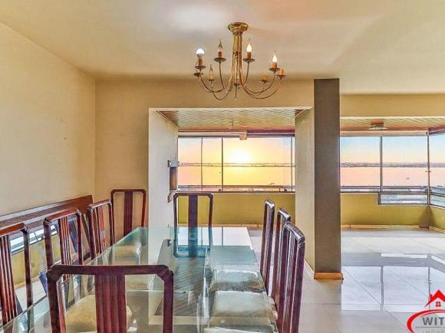 Apartamento à venda na Praia De Belas