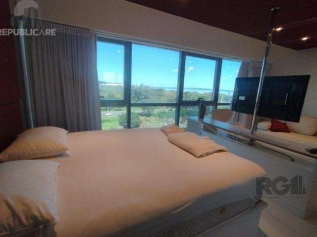 Apartamento à venda na Praia De Belas