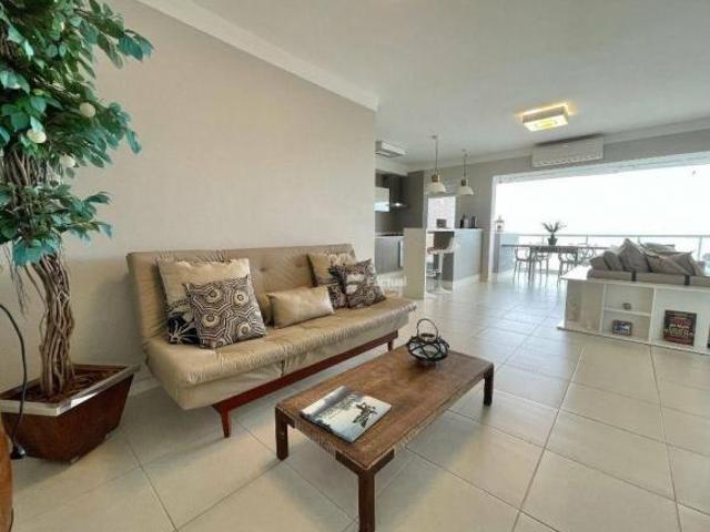 Apartamento à venda na Praia de Enseada Guarujá / SP