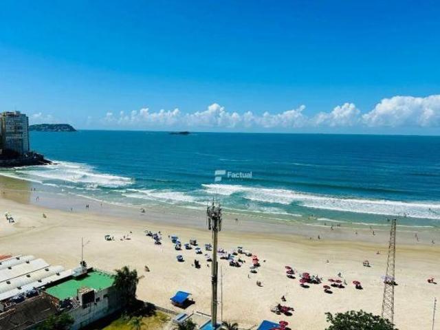 Apartamento à venda na Praia de Pitangueiras Guarujá SP
