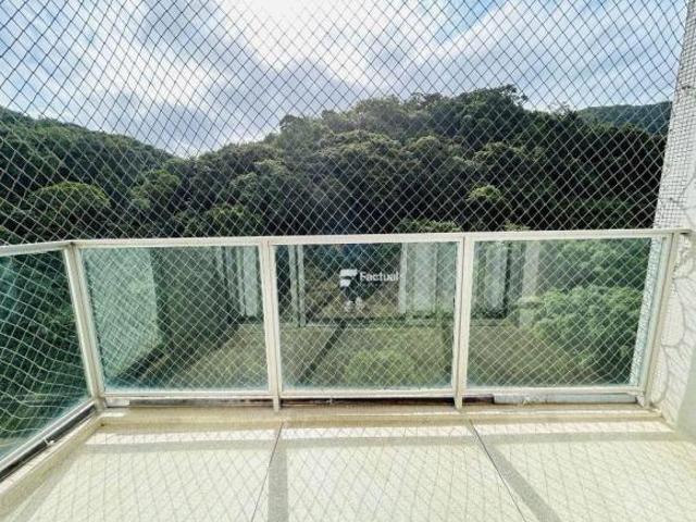 Apartamento a venda na praia de Pitangueiras Guarujá/SP