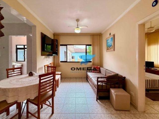 Apartamento à venda na praia do Tombo no Guarujá I Omega Imoveis