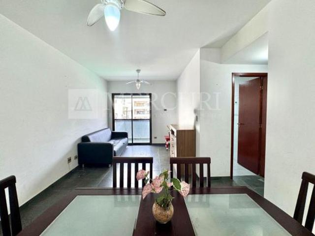 Apartamento à venda na Praia do Tombo em Guarujá