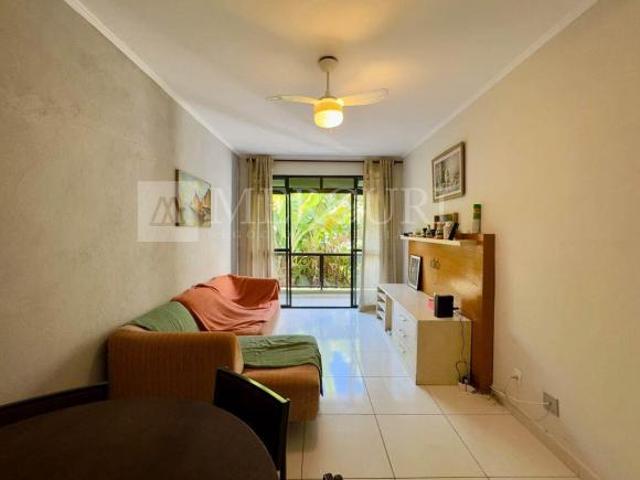 Apartamento à venda na Praia do Tombo em Guarujá