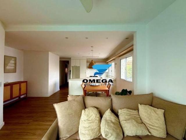 Apartamento à venda na Praia do Tombo Guarujá SP / Omega Imóveis