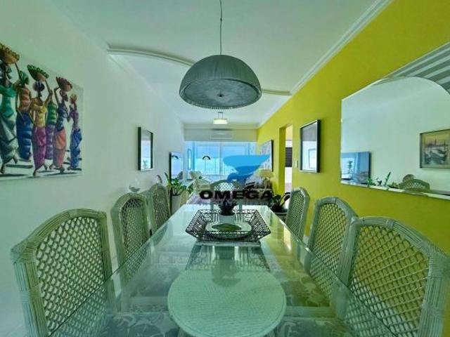 Apartamento à venda na Praia do Tombo Guarujá SP / Omega Imóveis