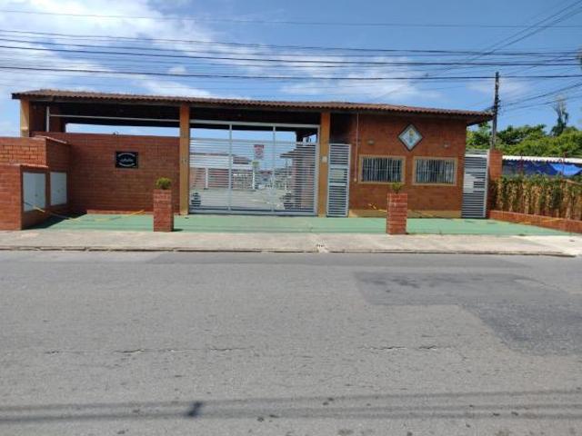APARTAMENTO A VENDA NA PRAIA EM ITANHAÉM/SP
