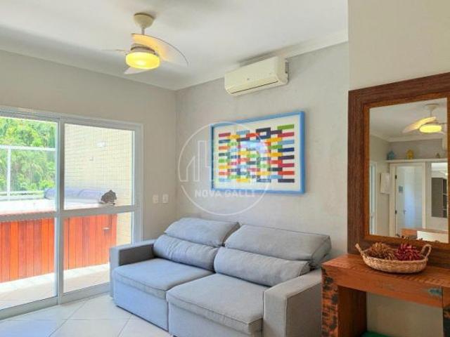 Apartamento à venda na Praia Grande