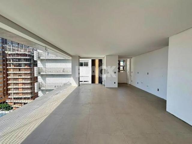 Apartamento à venda na Praia Grande