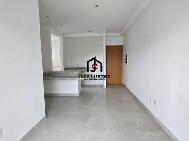 Apartamento à venda na Praia Grande