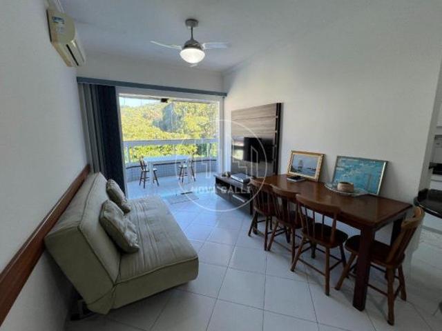 Apartamento à venda na Praia Grande