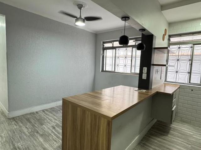 apartamento á venda na praia grande boqueirão de 02 dormitórios