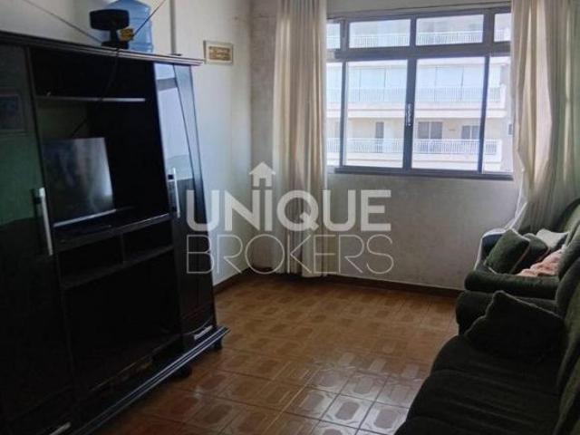 Apartamento à venda na Praia Grande em Santos