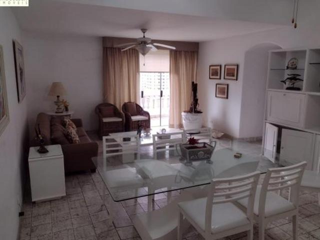Apartamento a venda na praia pitangueiras